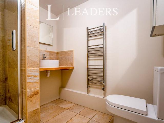 3 bedroom house to rent Chichester Close, Ellistown, Coalville, Leicestershire, LE67
