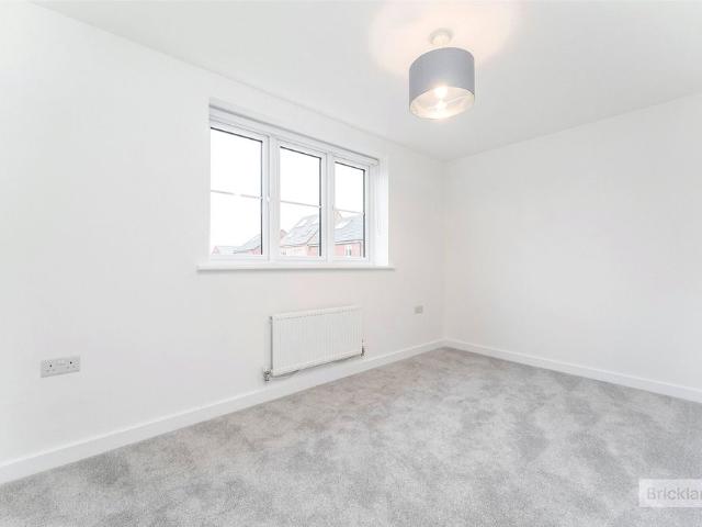 3 bedroom house to rent Curtis Road, Bishop's Stortford, Hertfordshire, CM23
