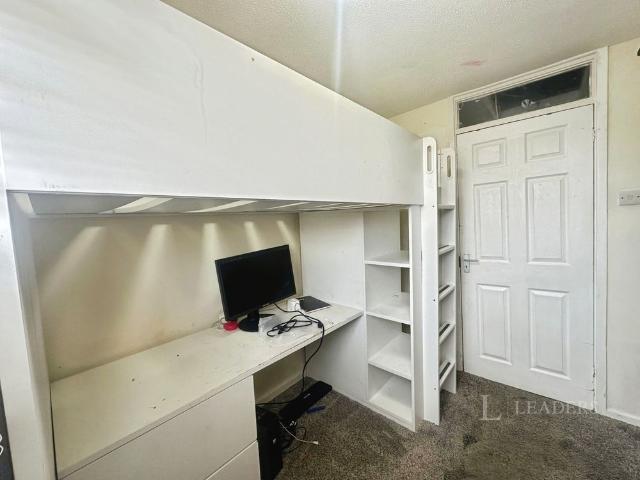 3 bedroom house to rent Devon Road, Luton, Bedfordshire, LU2