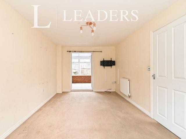 3 bedroom house to rent Dr Torrens Way, New Costessey, Norwich, NR5