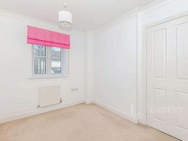 3 bedroom house to rent Elgar Way, Stamford, PE9