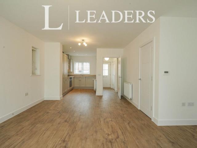 3 bedroom house to rent Farrier Way, Fontwell, Arundel, BN18