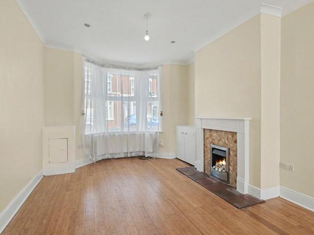 3 bedroom house to rent Fife Street, Northampton, Northamptonshire, NN5