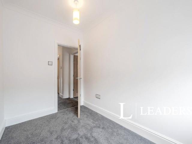3 bedroom house to rent Fleet Street, Holbeach, Spalding, Lincolnshire, PE12