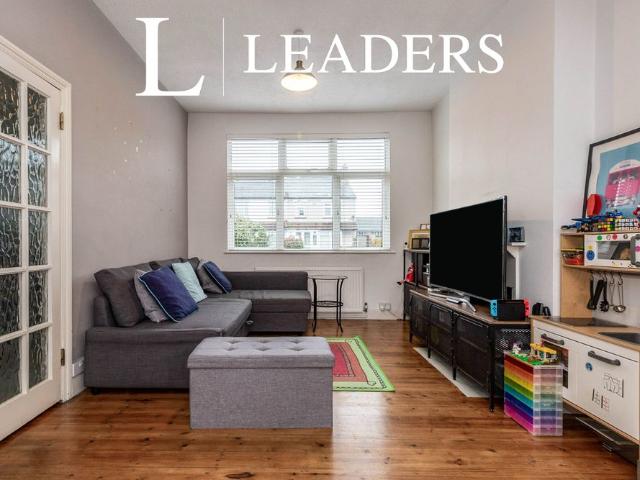 3 bedroom house to rent Gander Green Lane, Sutton, SM1
