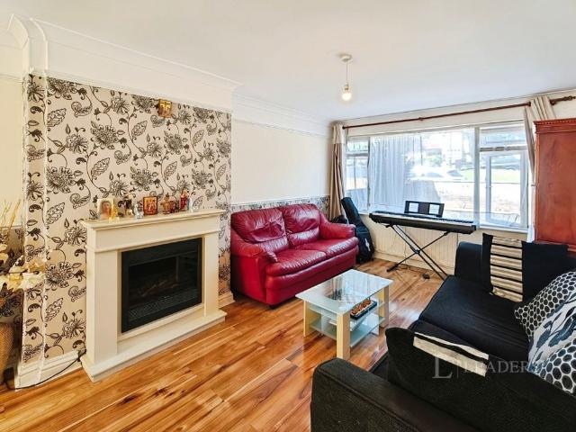 3 bedroom house to rent Havant Road, Drayton, Portsmouth, Hampshire, PO6