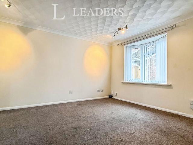 3 bedroom house to rent Heather Close, Gosport, PO13