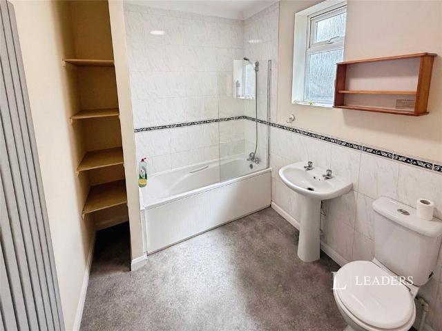 3 bedroom house to rent Holbeach Road, Spalding, Lincolnshire, PE11