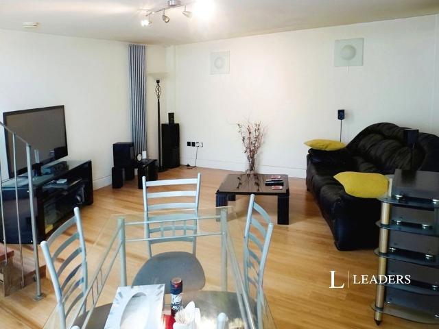 3 bedroom house to rent Holland Mews, Hove, BN3