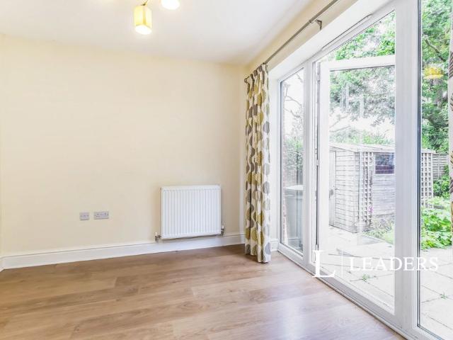 3 bedroom house to rent Hollow Trees Close, Off Hollow Trees Drive, Leigh, Tonbridge, TN11