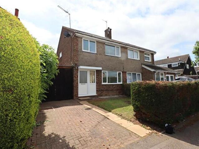 3 Bedroom House To Rent In Tiffany Close, Bletchley, Milton Keynes, MK2