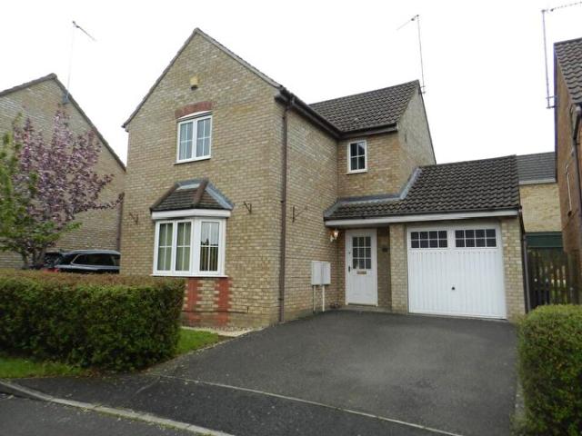 3 Bedroom House To Rent In Towcester, NN12