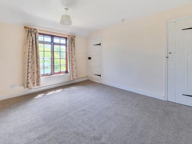3 Bedroom House To Rent in Woodchurch