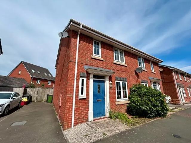 3 Bedroom House To Rent In Adam Morris Way, LE67