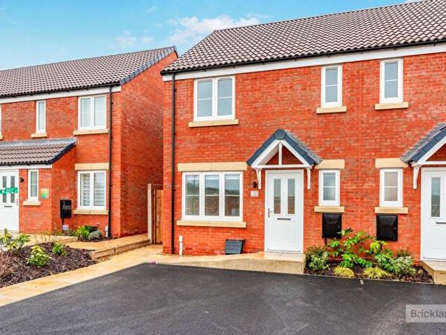3 Bedroom House To Rent In Alva Close, Corby, NN17