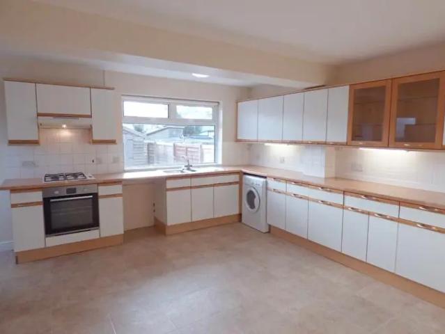3 Bedroom House To Rent In Bailey Road, Cowley, OX4