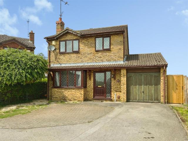 3 Bedroom House to Rent in Barlow Close, Rothwell, Kettering, Northants, NN14