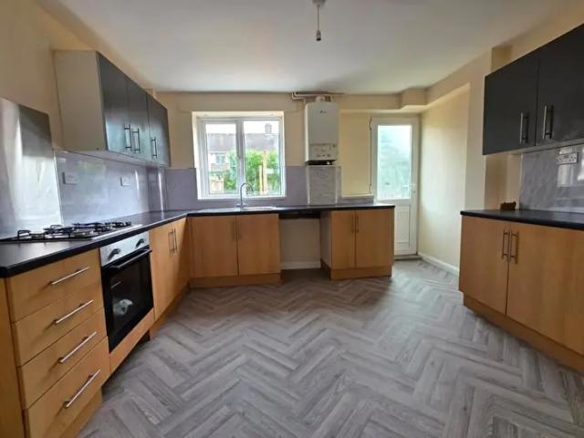 3 Bedroom House To Rent In Bournmoor Avenue, Nottingham, NG11