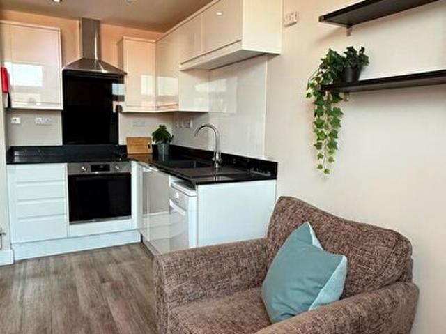 3 Bedroom House To Rent In D Charnwood Grove, West Bridgford, Nottingham, NG2