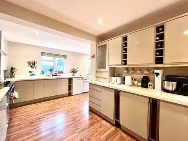 3+ bedroom house to rent in Downend, Bristol, BS16