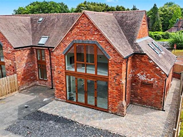 3 Bedroom House To Rent In Fallon Court, Tanworth In Arden, B94