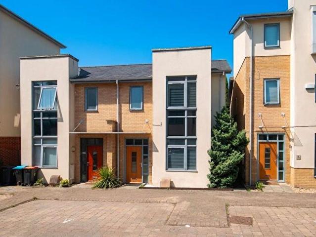 3 Bedroom House To Rent In Felstar Walk, Ashland, Milton Keynes, MK6