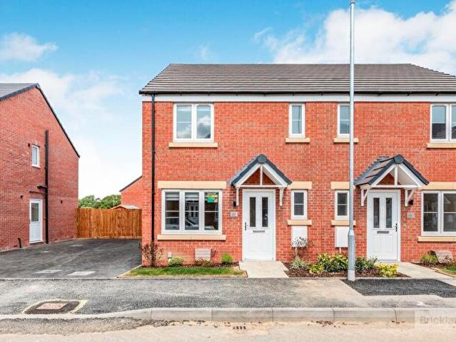 3 Bedroom House To Rent In Garland Road, Corby, NN17