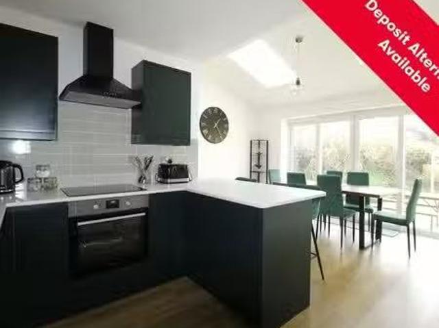 3+ bedroom house to rent in Hall Street, Bristol, Somerset, BS3