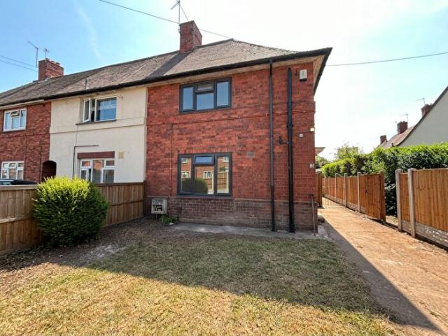 3 Bedroom House To Rent In Hilcot Drive, Broxtowe, East Midlands, NG8
