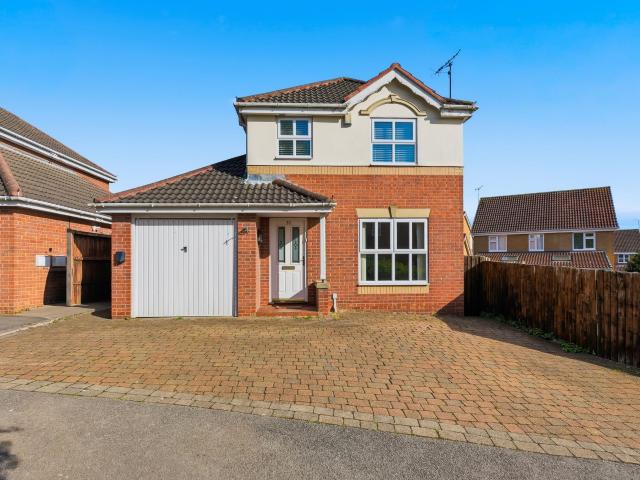 3 bedroom house to rent in limekiln way barlborough s43