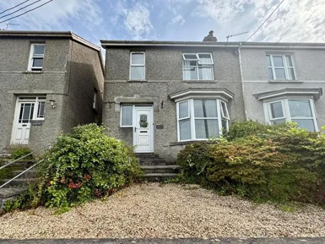 3 Bedroom House To Rent In Llangunnor Road, Carmarthen, SA31