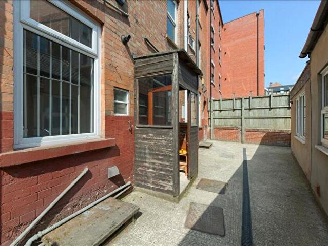 3 Bedroom House To Rent In North Sherwood Street, Arboretum, NG1