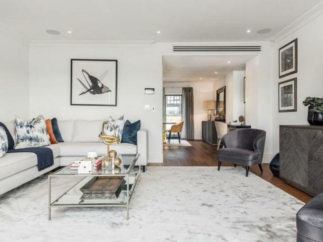 3 bedroom House to rent in Oxbridge Terrace, Palace Wharf, London, Rainville Road, W6