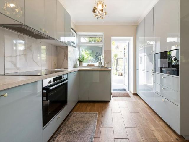 3 bedroom house to rent, Isle of Dogs E14