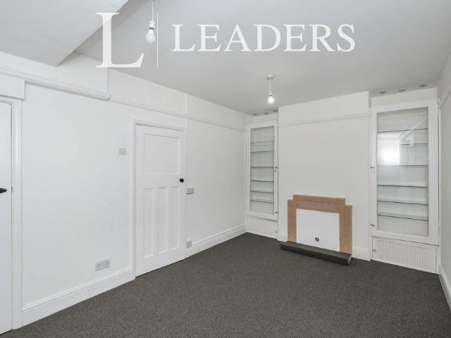 3 bedroom house to rent Knipe Avenue, Spalding, PE11
