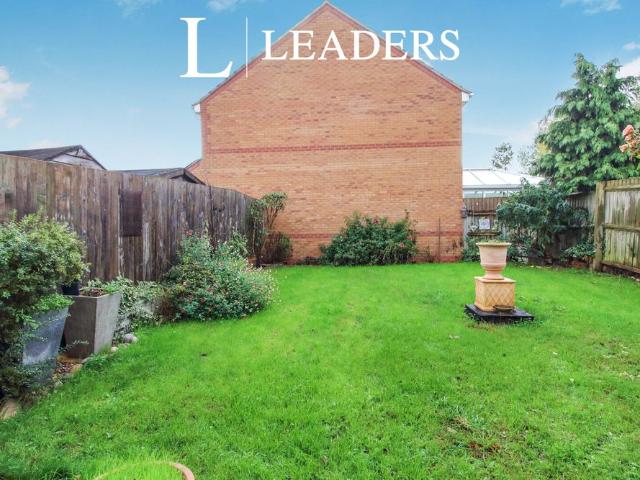 3 bedroom house to rent Lench Close, Redditch, B97