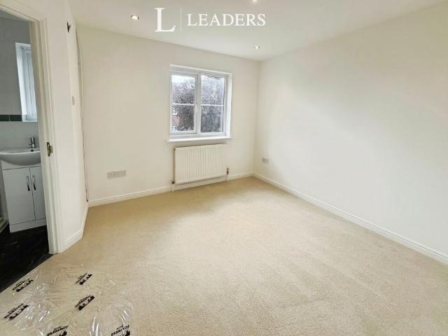 3 bedroom house to rent Lewis Close, Hopton, Diss, Suffolk, IP22