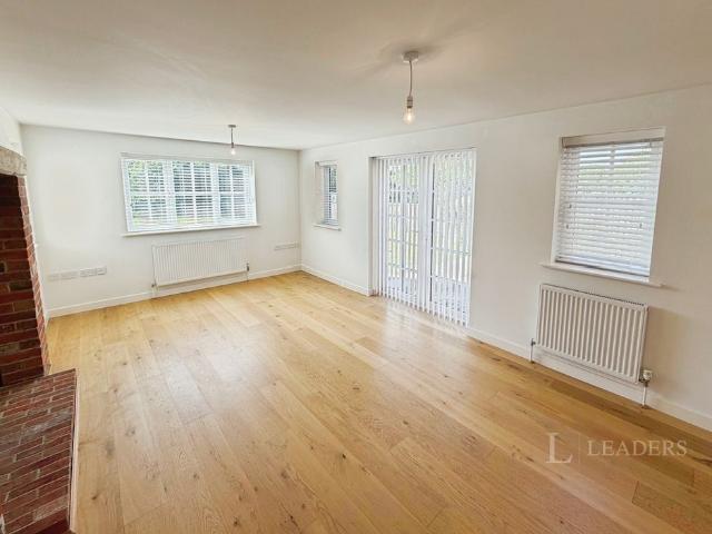3 bedroom house to rent Lower Ashley Road, New Milton, BH25