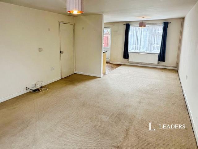3 bedroom house to rent Mackinley Avenue, Stapleford, NG9