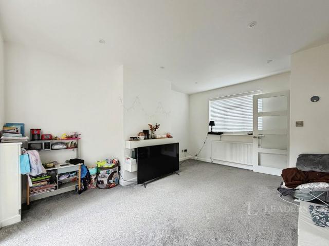 3 bedroom house to rent Malling Hill, Lewes, East Sussex, BN7