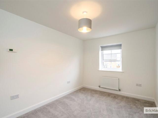 3 bedroom house to rent Martin Grove, Yapton, Arundel, West Sussex, BN18