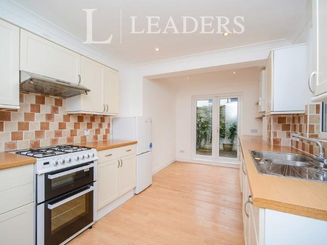 3 bedroom house to rent Montgomery Street, Hove, BN3