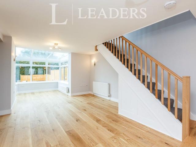 3 bedroom house to rent Mount Pleasant Road, Weald, Sevenoaks, TN14
