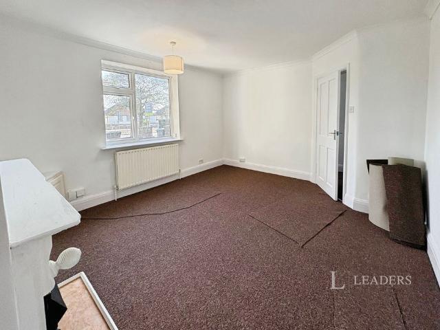 3 bedroom house to rent Old Shoreham Road, Hove, East Sussex, BN3