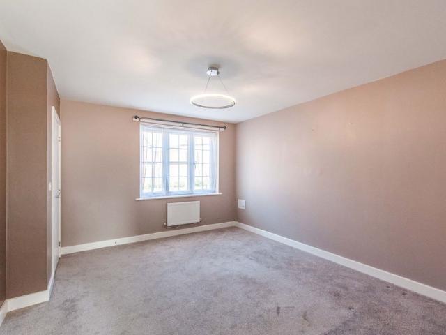 3 bedroom house to rent Oxlip Way, Stowupland, Stowmarket, IP14