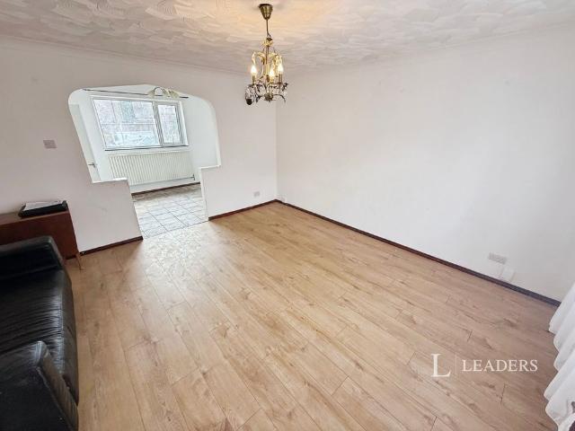 3 bedroom house to rent Padholme Road, Peterborough, Cambridgeshire, PE1