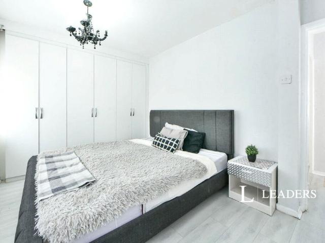 3 bedroom house to rent Paulden Drive, Failsworth, Manchester, M35
