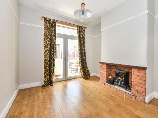 3 bedroom house to rent Pole Lane, Failsworth, Manchester, M35