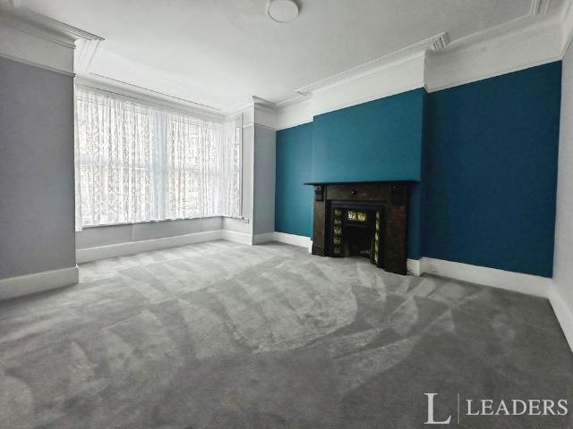 3 bedroom house to rent Quebec Avenue, Southend on Sea, Essex, SS1