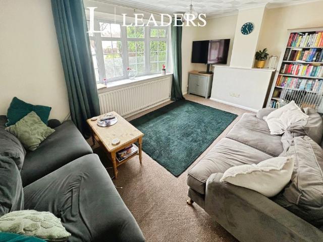 3 bedroom house to rent Queens Road, Bourne, PE10
